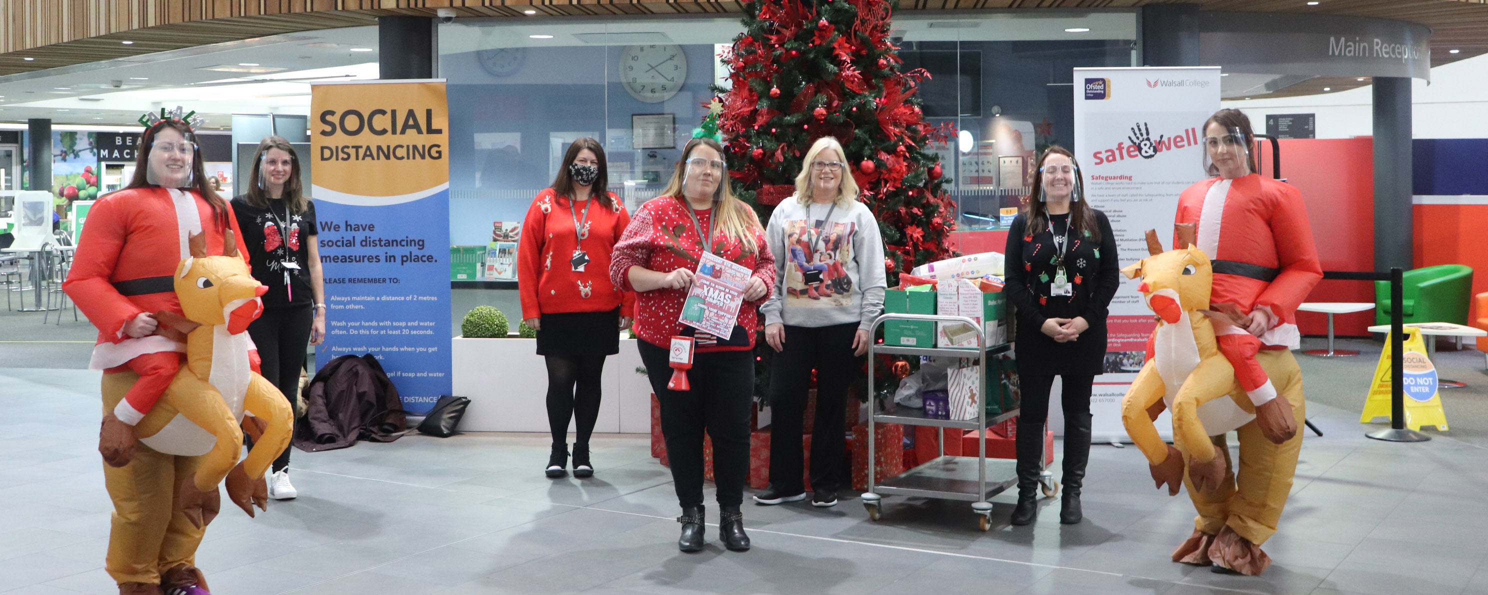 Samantha s Festive Fundraiser Brings Joy To Local Families Walsall samantha-s-festive-fundraiser-brings-joy-to-local-families-walsall